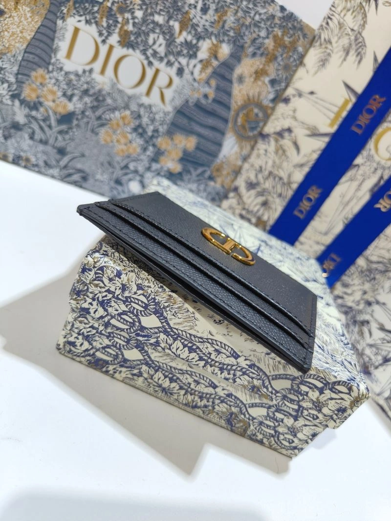 Accurate model Christian Dior Wallet