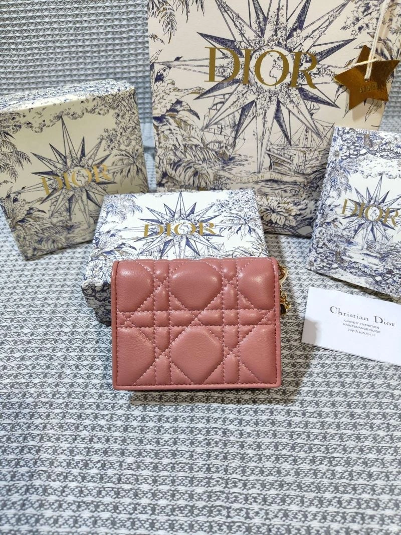 Indistinguishable Christian Dior Wallet