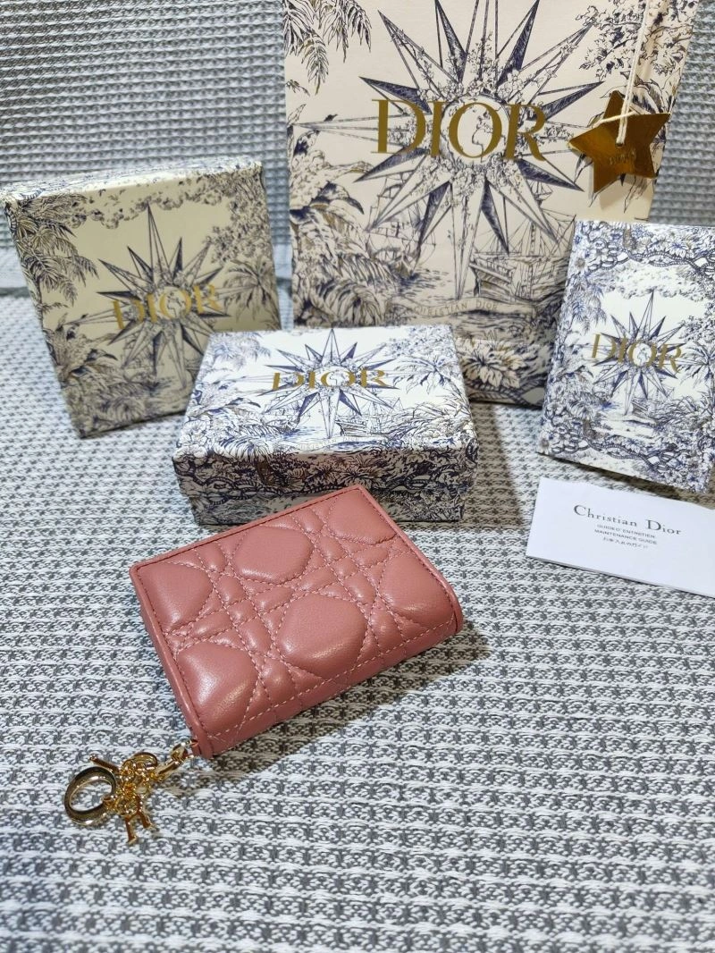 Indistinguishable Christian Dior Wallet