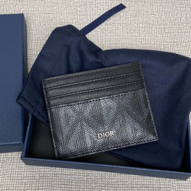 Indistinguishable Christian Dior Wallet