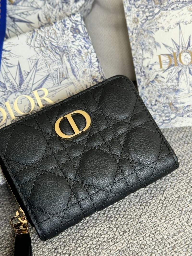 Accurate model Christian Dior Wallet