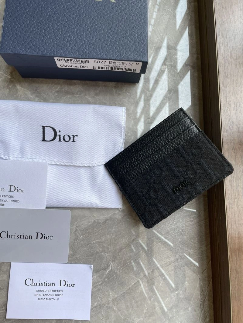 Indistinguishable Christian Dior Wallet