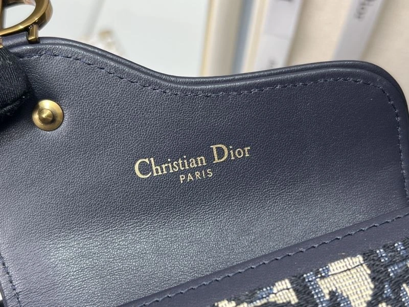 1:1 copy Christian Dior Wallet