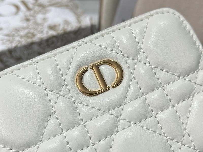 Discounted Christian Dior Wallet