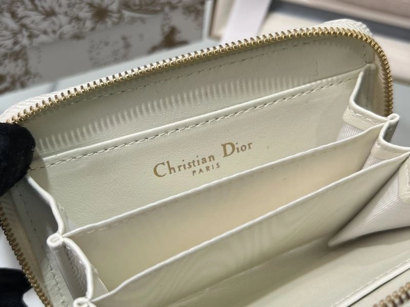 Discounted Christian Dior Wallet