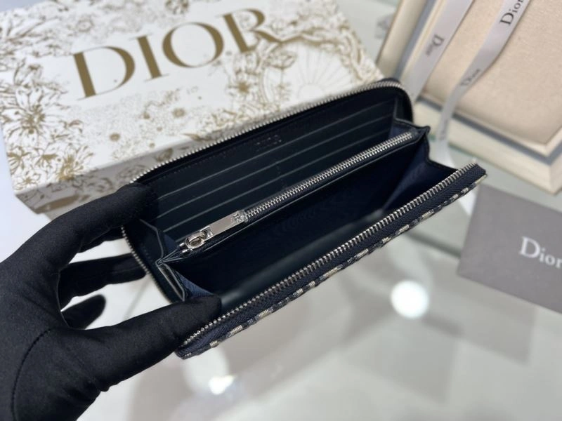 Economical Christian Dior Wallet