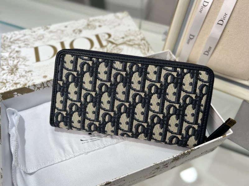Top match Christian Dior Wallet