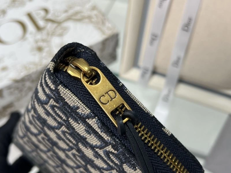 Indistinguishable Christian Dior Wallet
