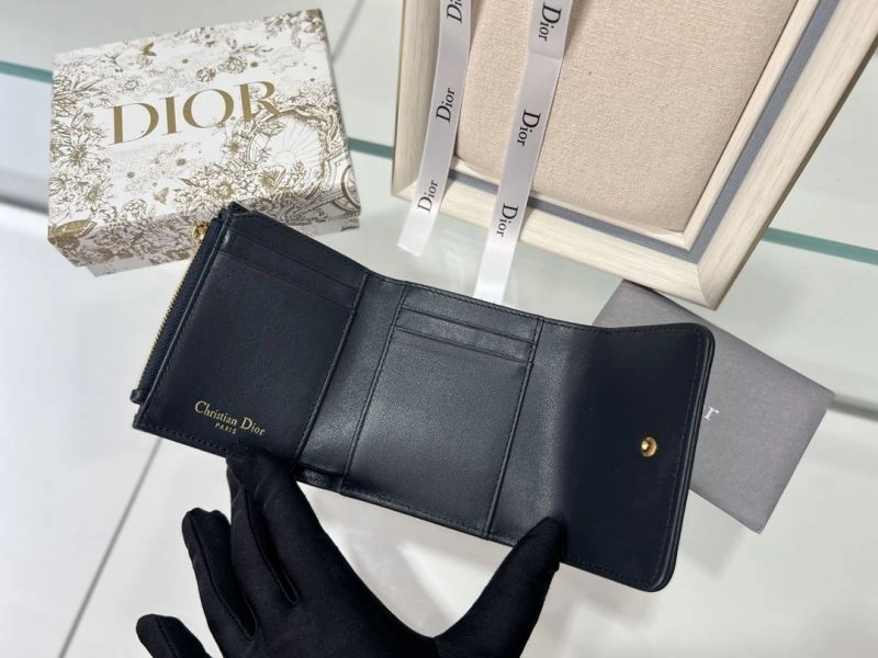 Cut-rate Christian Dior Wallet