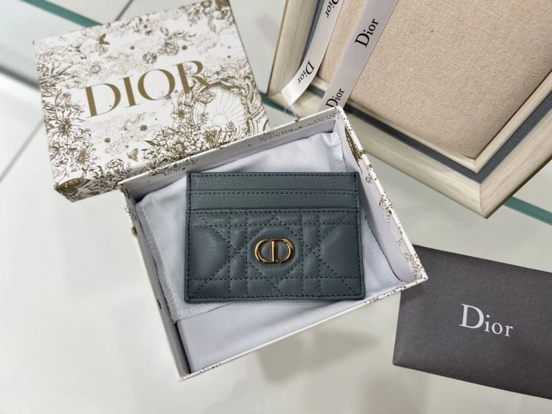 Low-cost Christian Dior Wallet