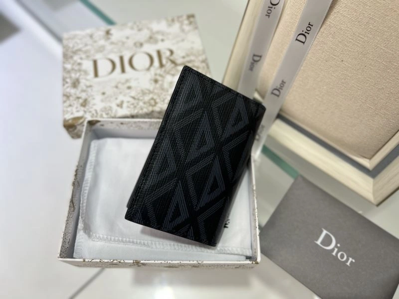 Low-cost Christian Dior Wallet