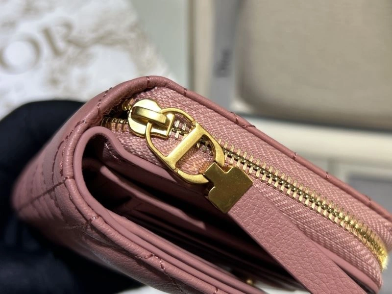 Indistinguishable Christian Dior Wallet