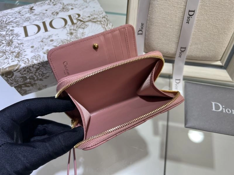 Indistinguishable Christian Dior Wallet
