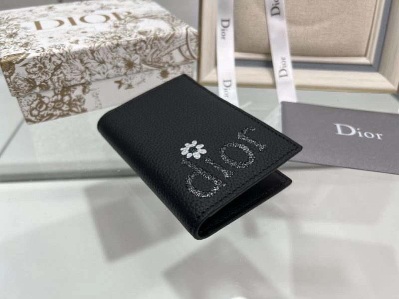 Indistinguishable Christian Dior Wallet