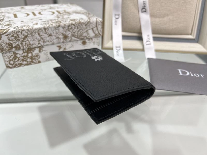 Indistinguishable Christian Dior Wallet