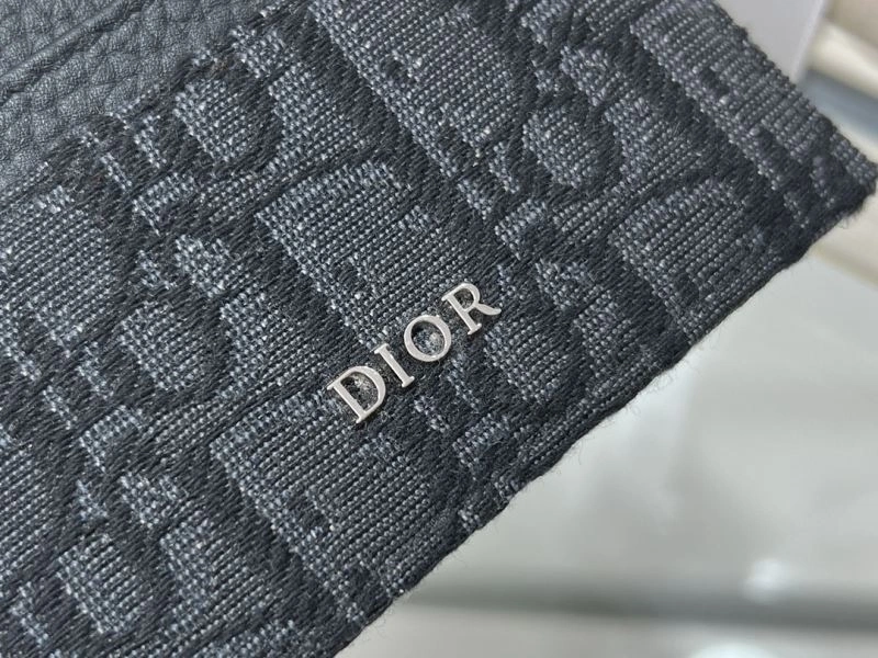 Legit Christian Dior Wallet