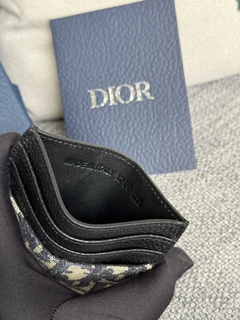 Indistinguishable Christian Dior Wallets Purse