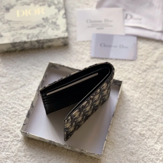 Discounted Christian Dior Wallets Purse