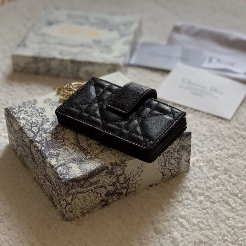 Indistinguishable Christian Dior Wallets Purse