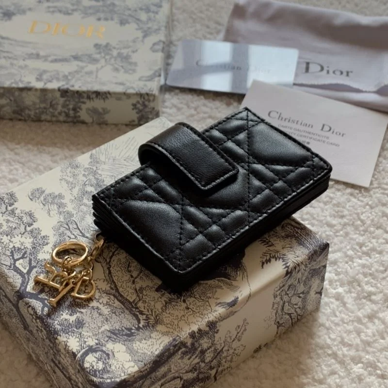 Indistinguishable Christian Dior Wallets Purse