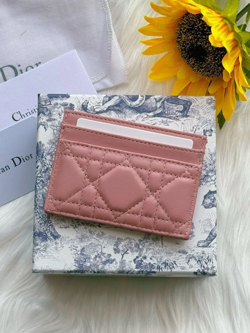 Indistinguishable Christian Dior Wallets Purse