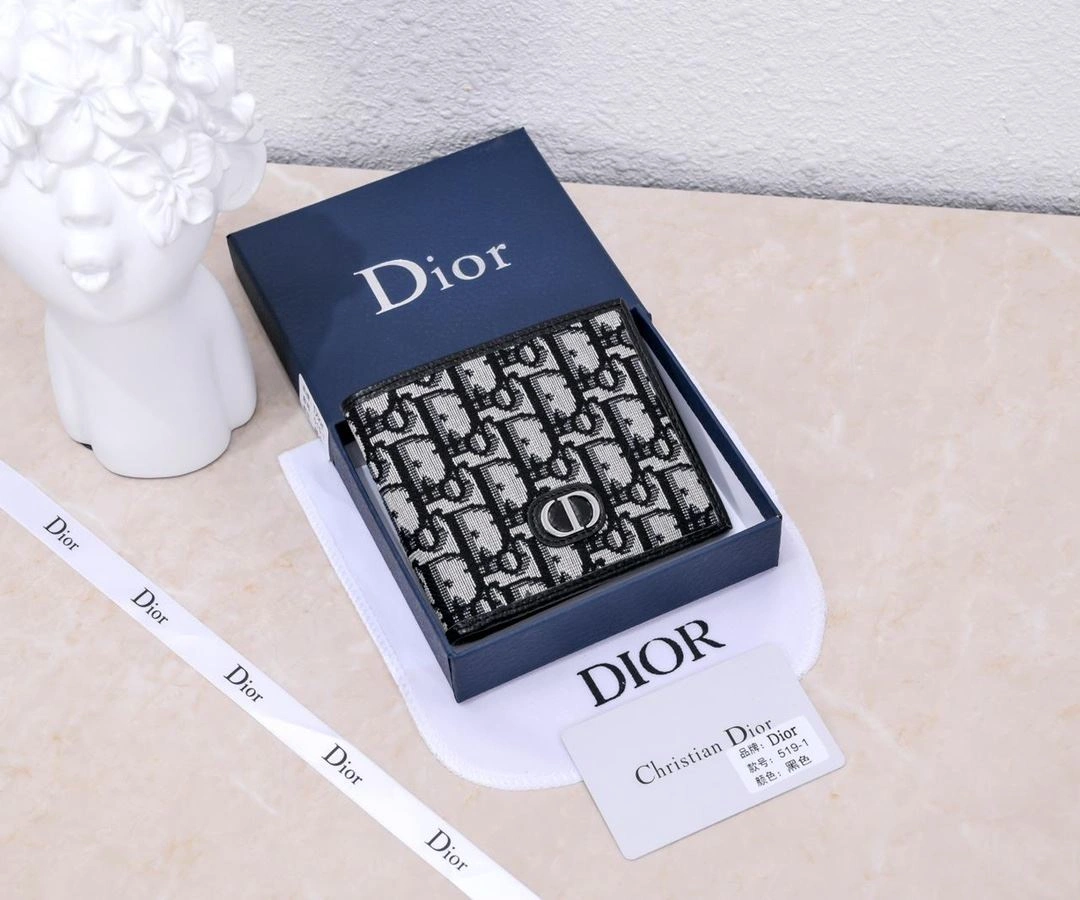 Indistinguishable Christian Dior Wallets Purse