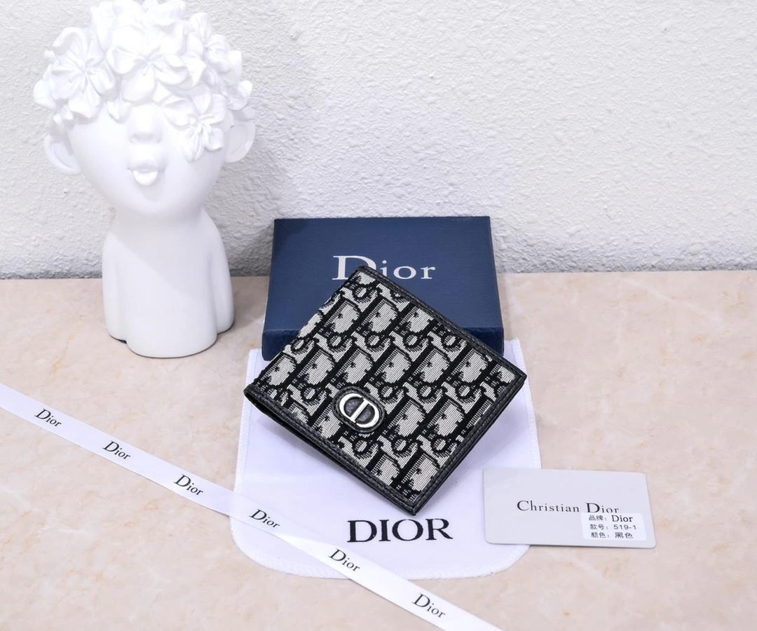 Indistinguishable Christian Dior Wallets Purse