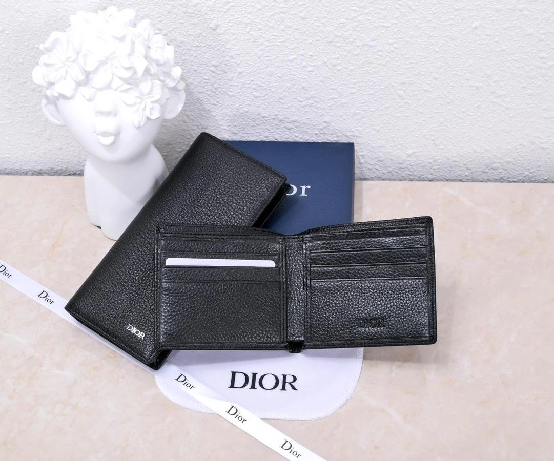 Accurate model Christian Dior Wallets Purse