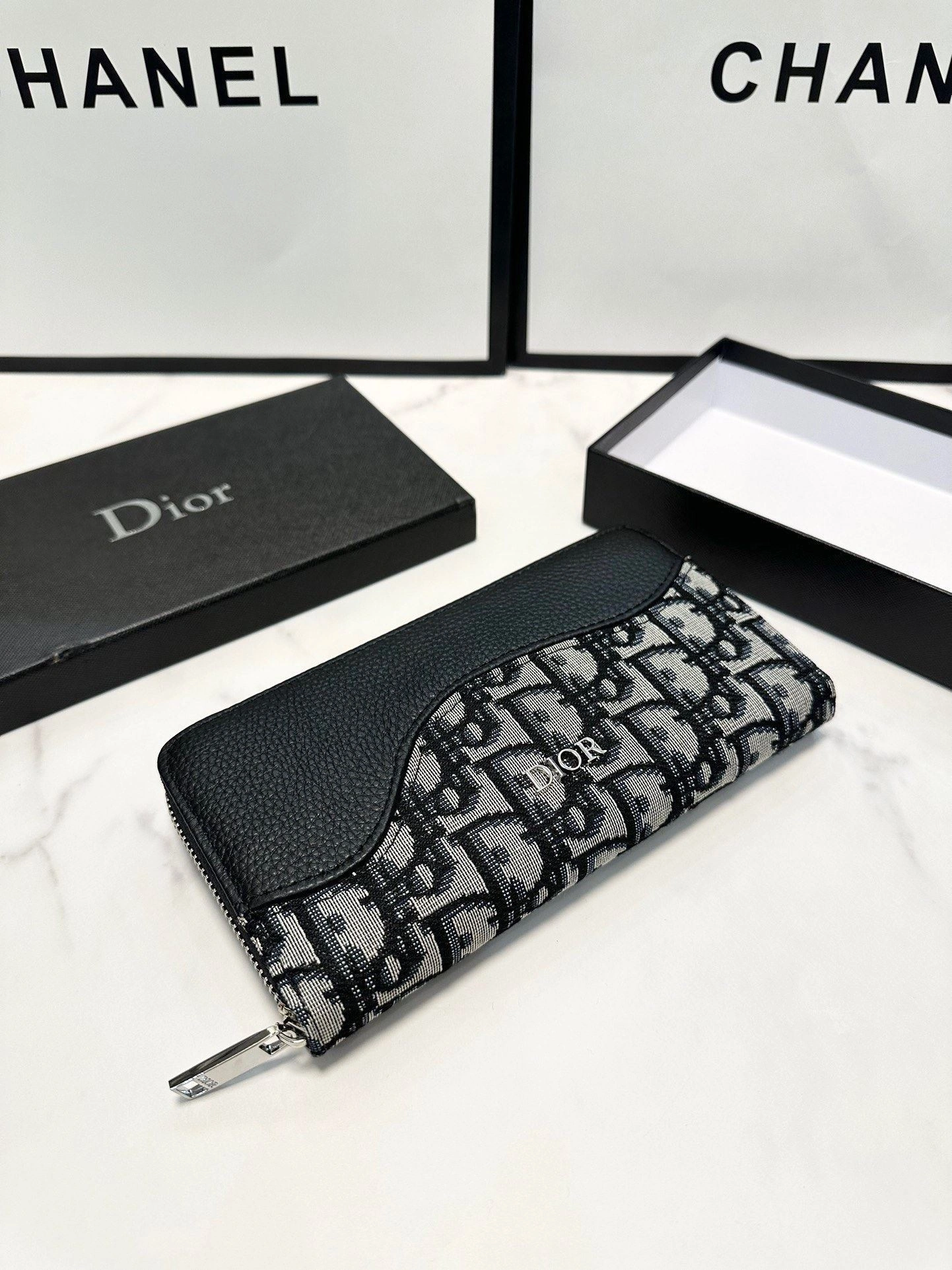 Reasonably priced Christian Dior Wallets Purse
