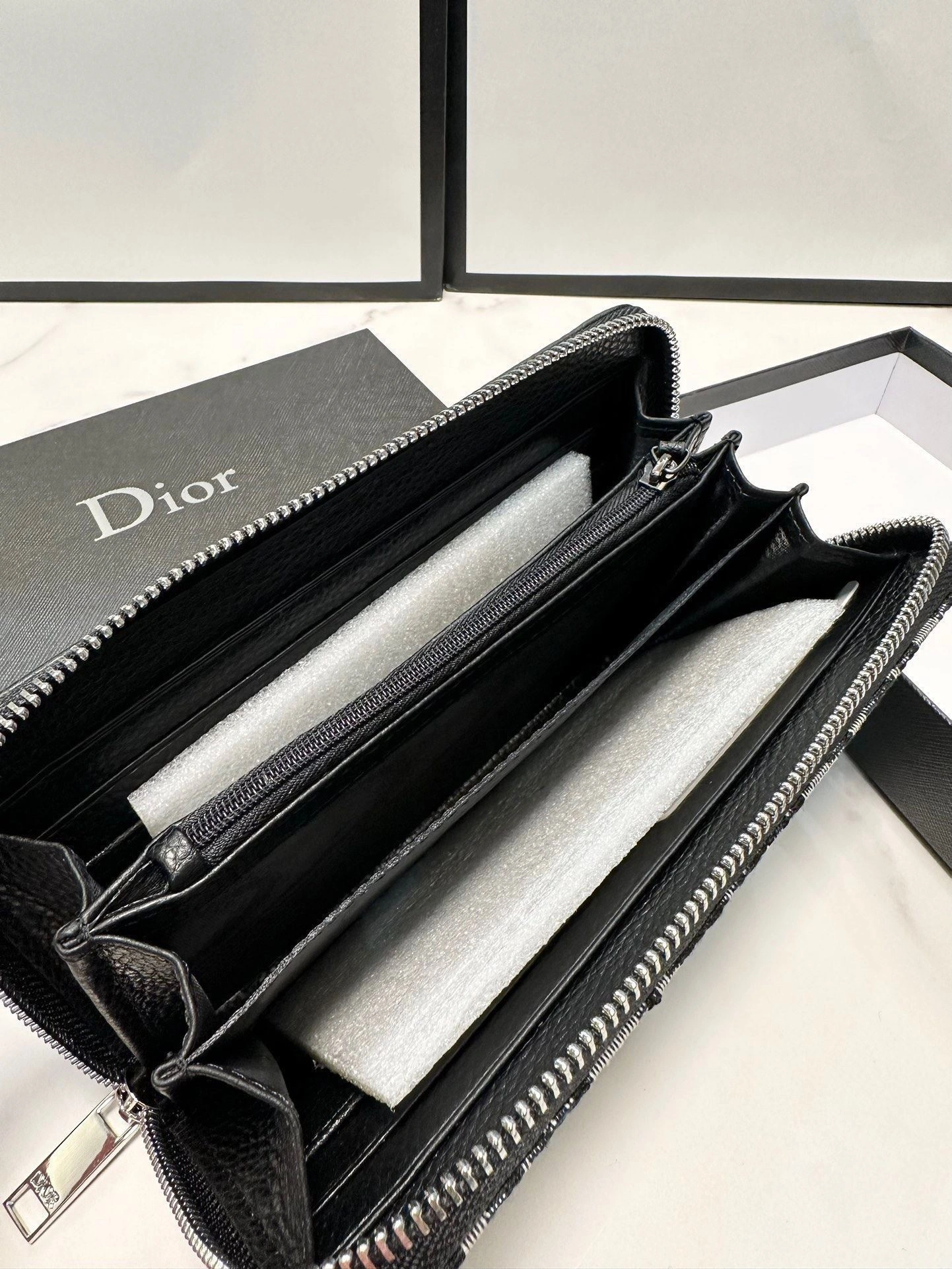Reasonably priced Christian Dior Wallets Purse