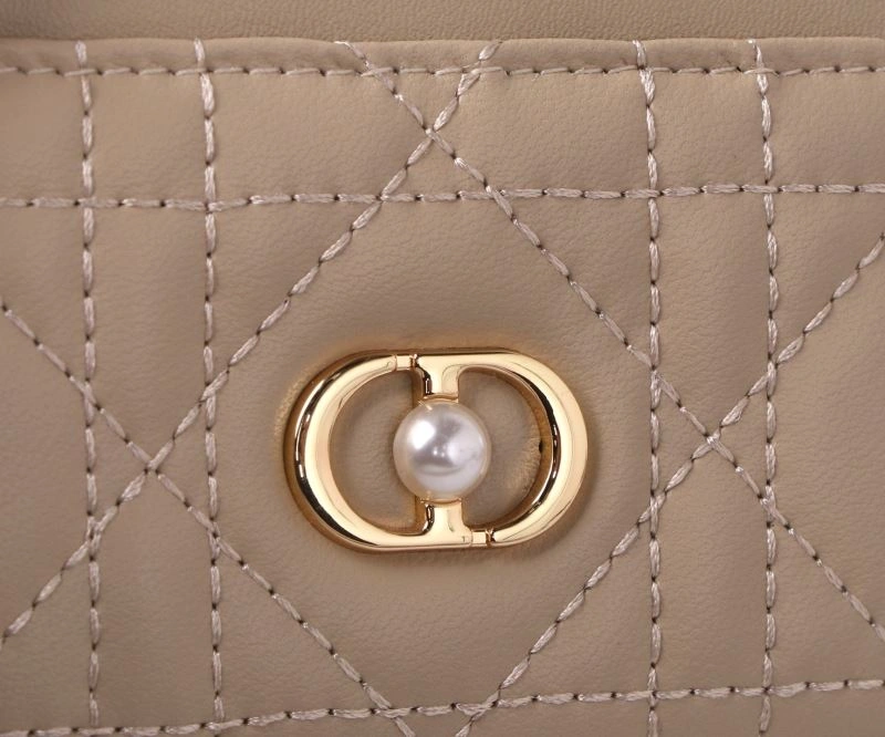 High accuracy Christian Dior Wallets Purse