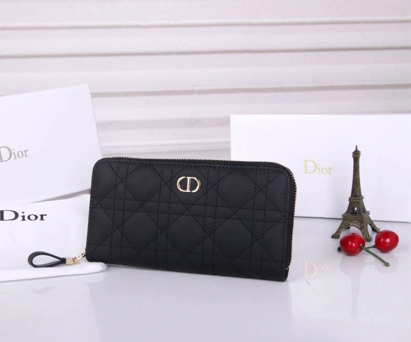 Indistinguishable Christian Dior Wallets Purse