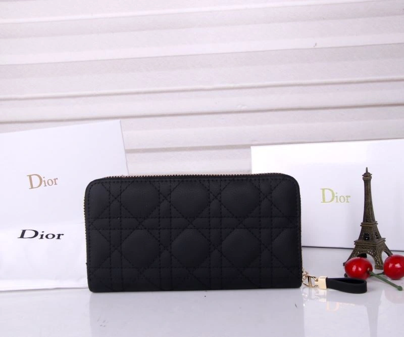 Indistinguishable Christian Dior Wallets Purse