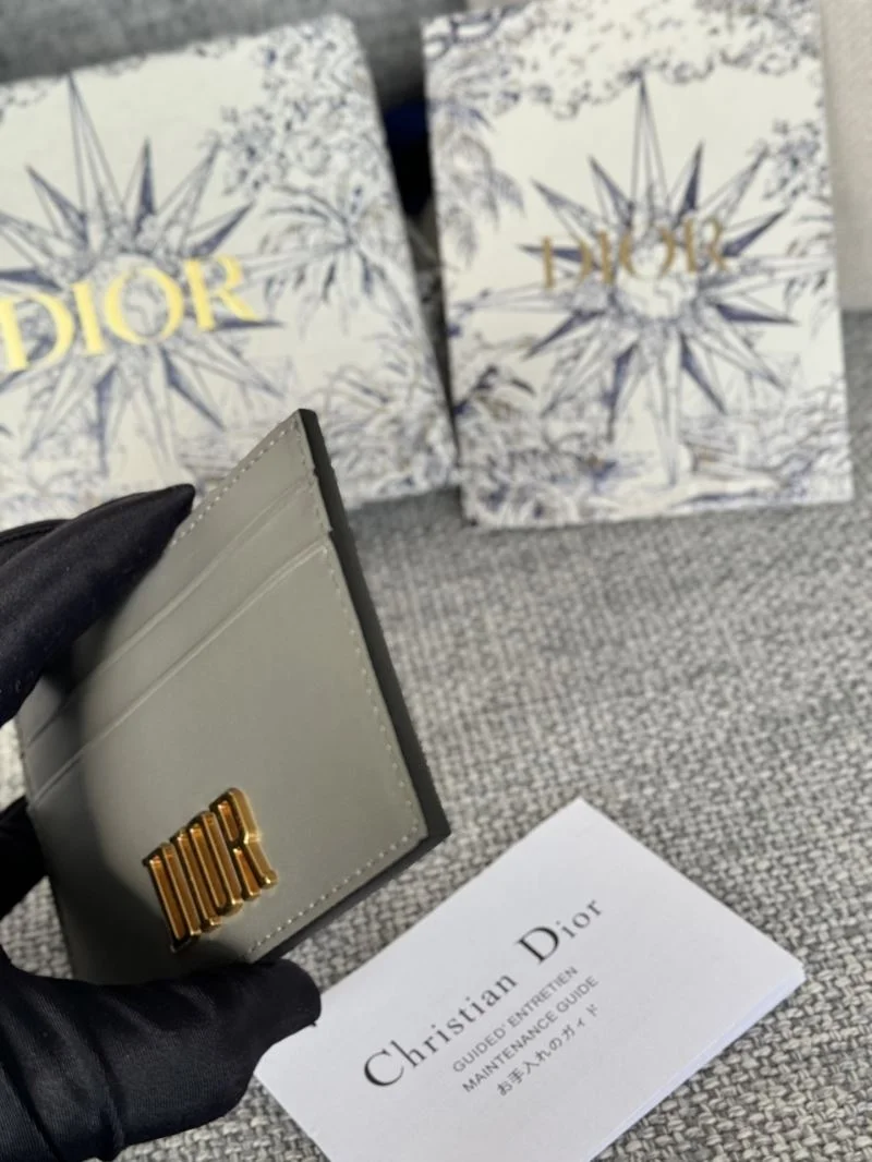 Indistinguishable Christian Dior Wallets Purse