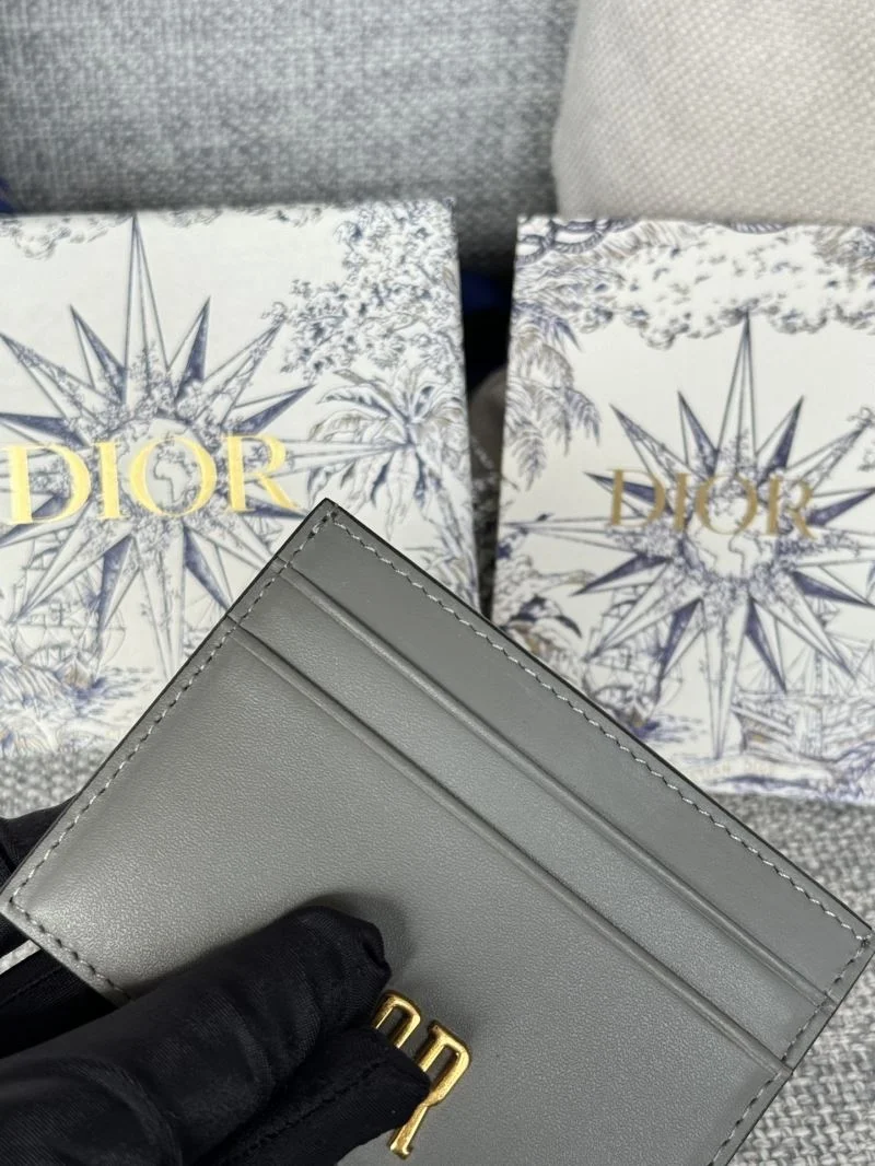 Indistinguishable Christian Dior Wallets Purse