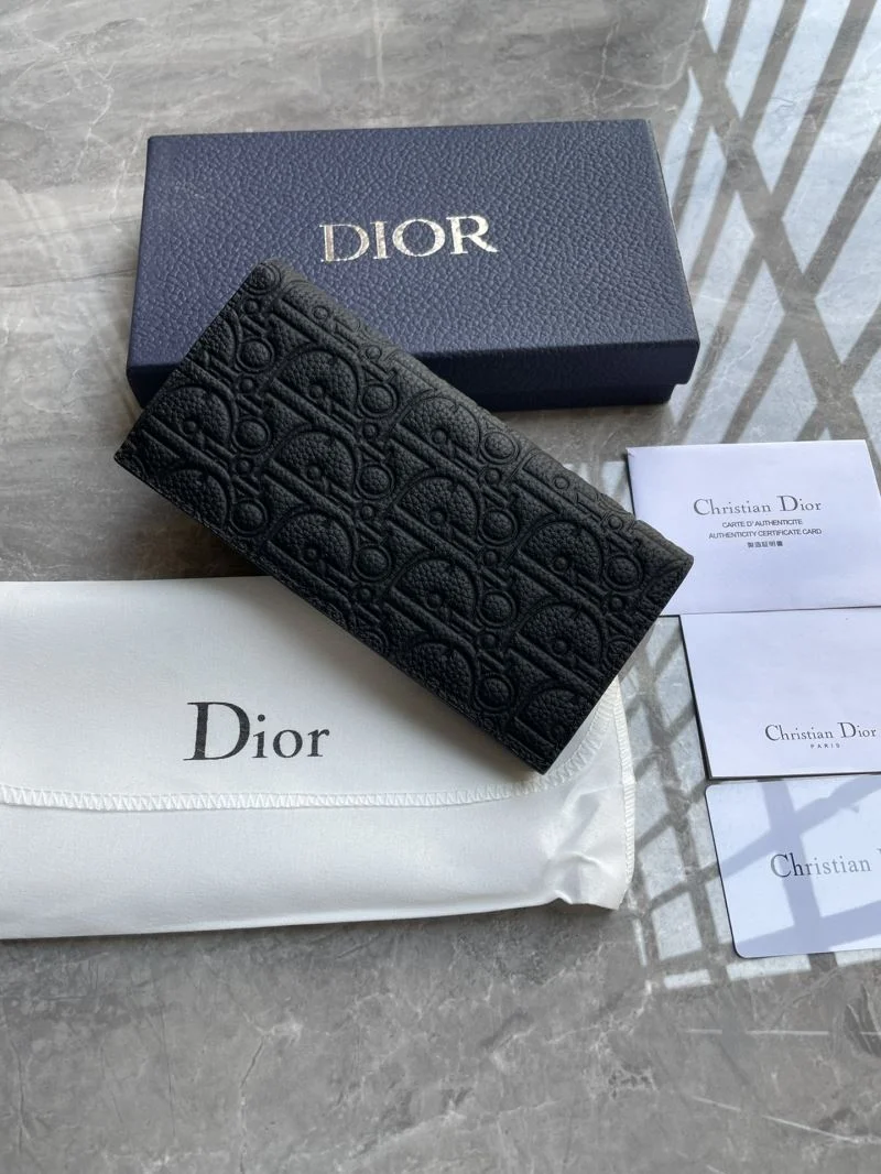 Value-priced Christian Dior Wallets Purse