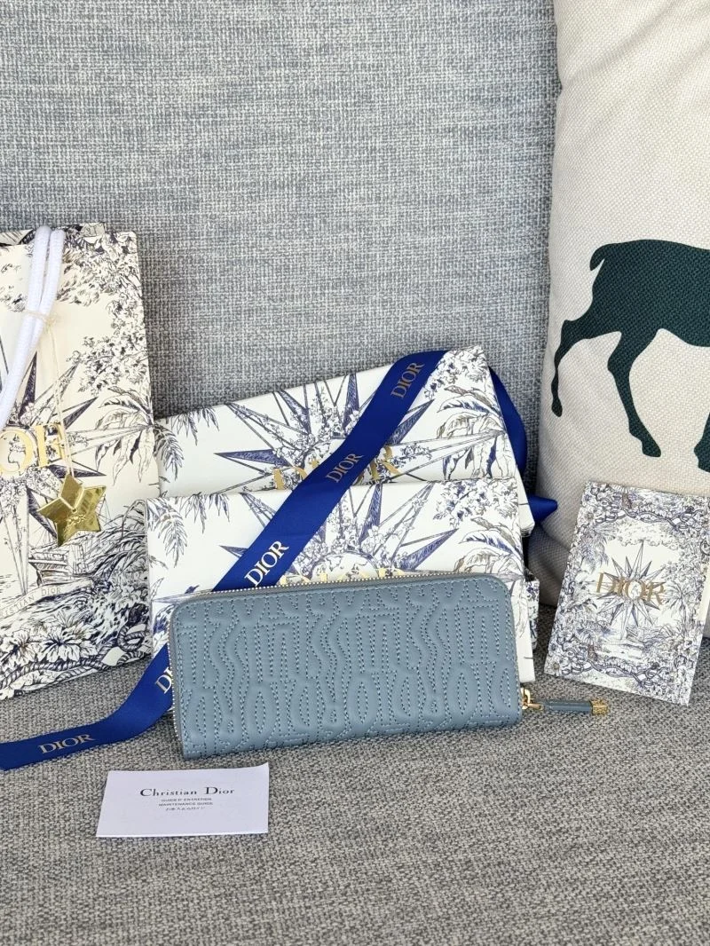 Budget-friendly Christian Dior Wallets Purse