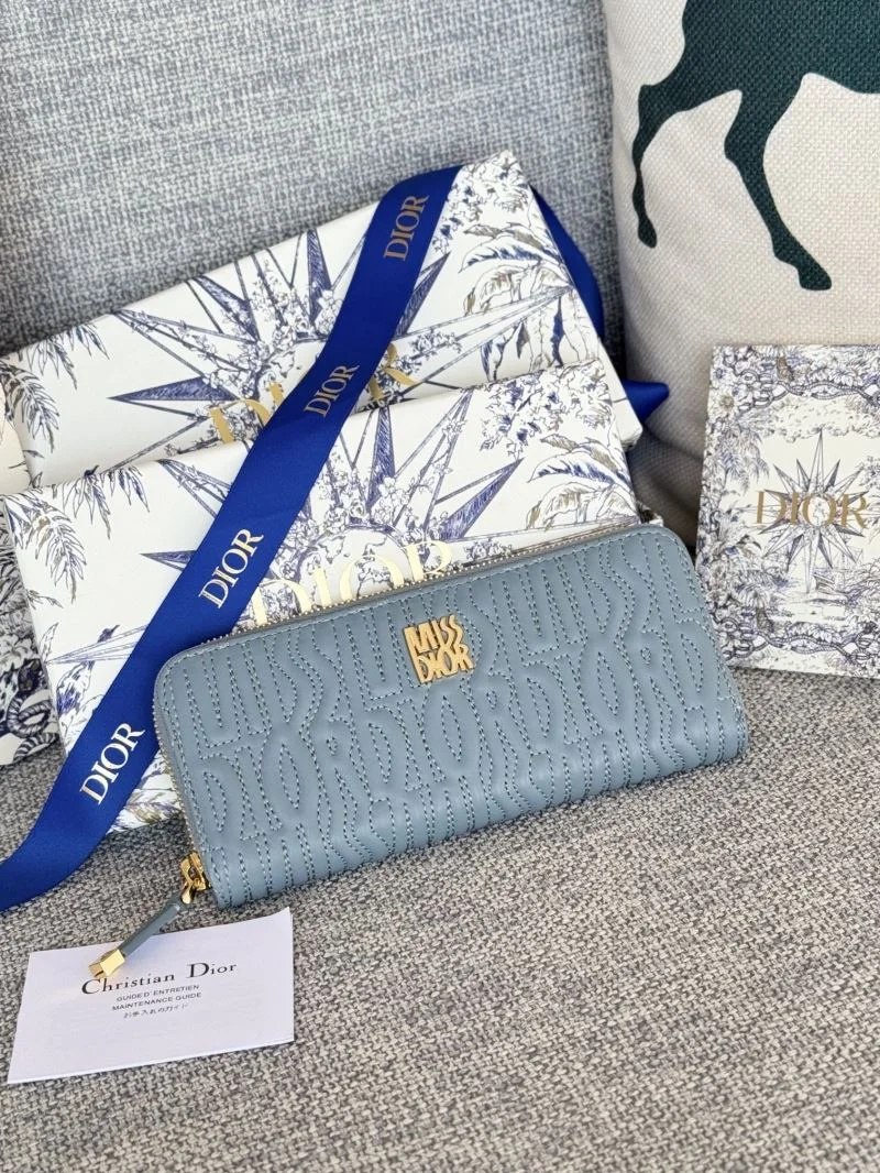 Budget-friendly Christian Dior Wallets Purse