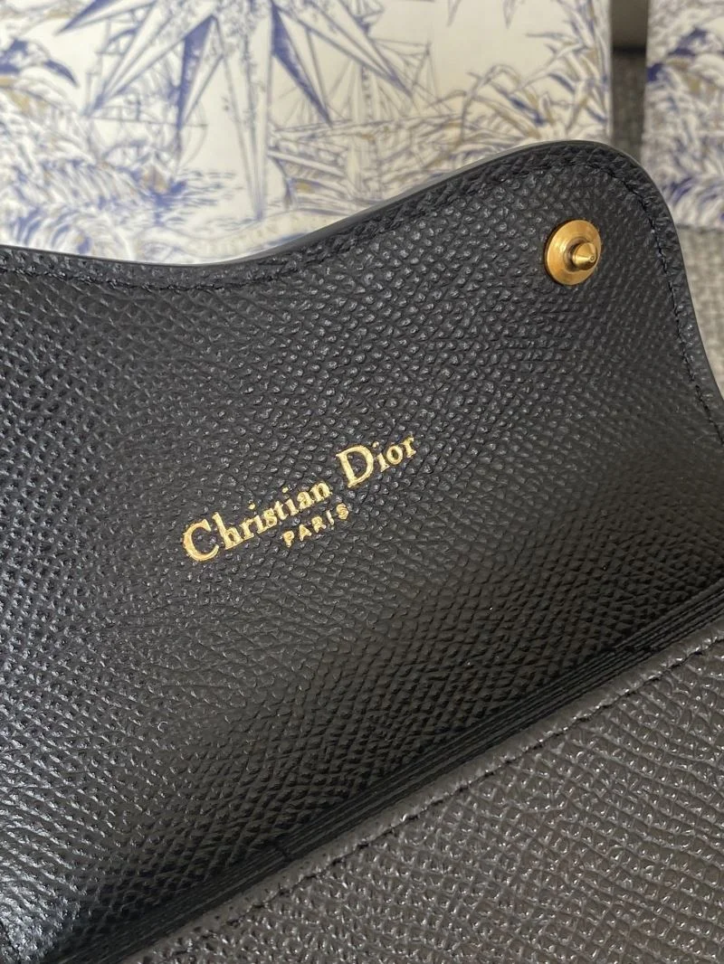 Indistinguishable Christian Dior Wallets Purse