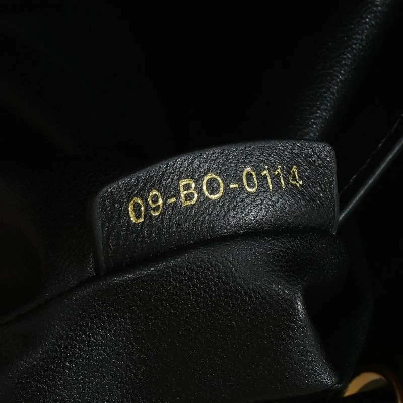 Value-priced Christian Dior Wallets Purse