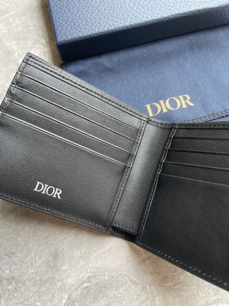 Indistinguishable Christian Dior Wallets Purse