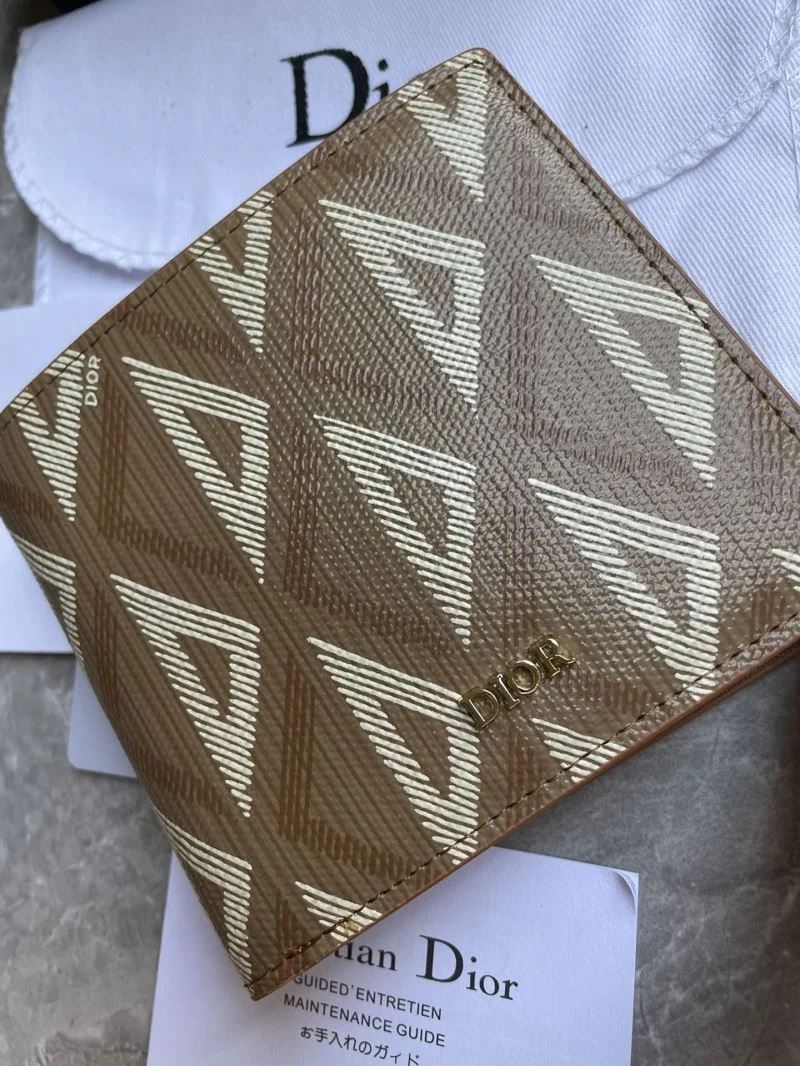 Indistinguishable Christian Dior Wallets Purse