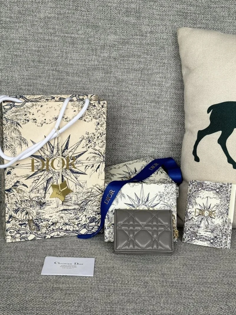 High accuracy Christian Dior Wallets Purse