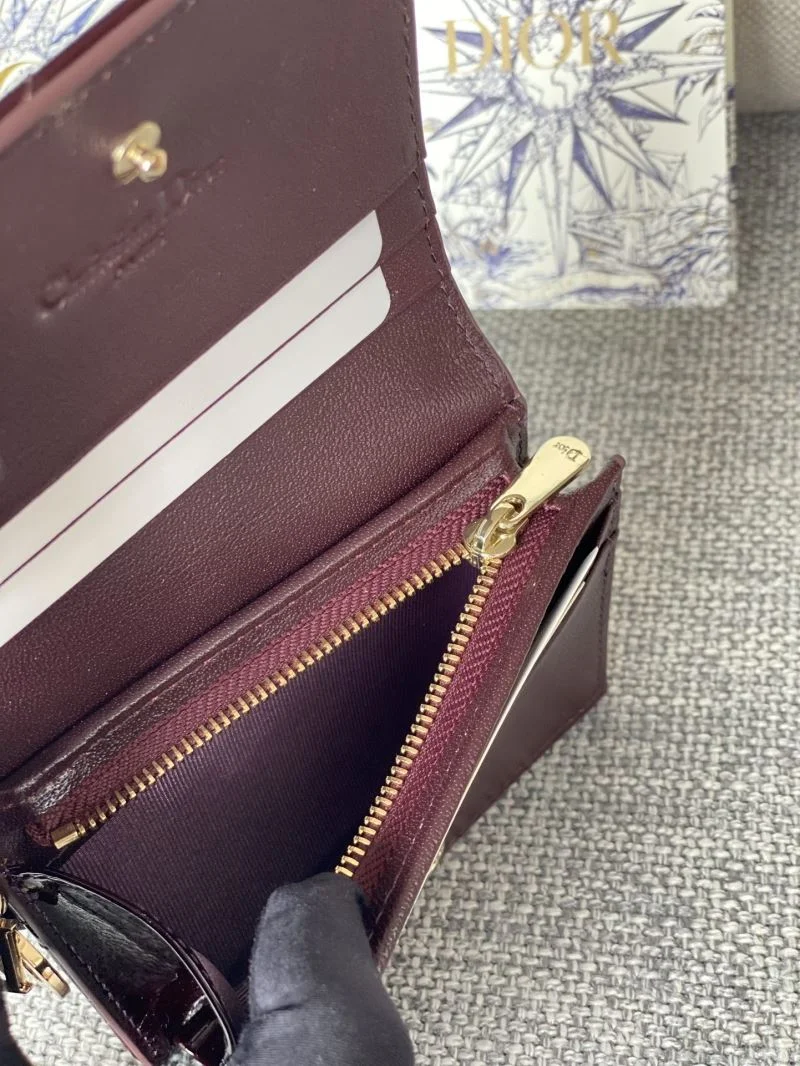 Indistinguishable Christian Dior Wallets Purse