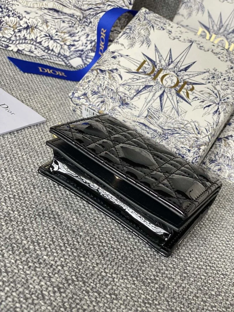 Value-priced Christian Dior Wallets Purse