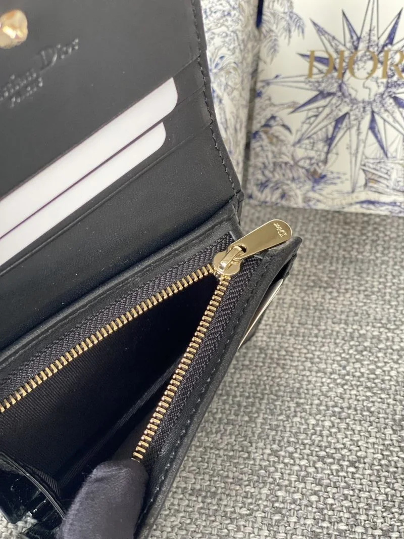 Value-priced Christian Dior Wallets Purse