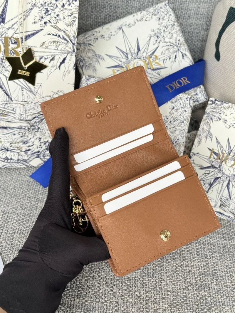 Value-priced Christian Dior Wallets Purse