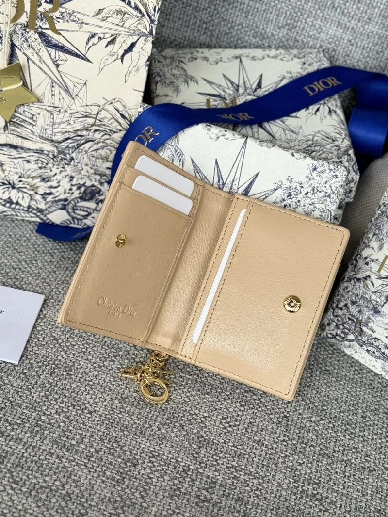 Inexpensive Christian Dior Wallets Purse