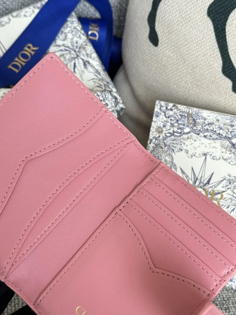 Indistinguishable Christian Dior Wallets Purse