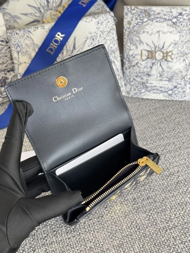 Bargain Christian Dior Wallets Purse